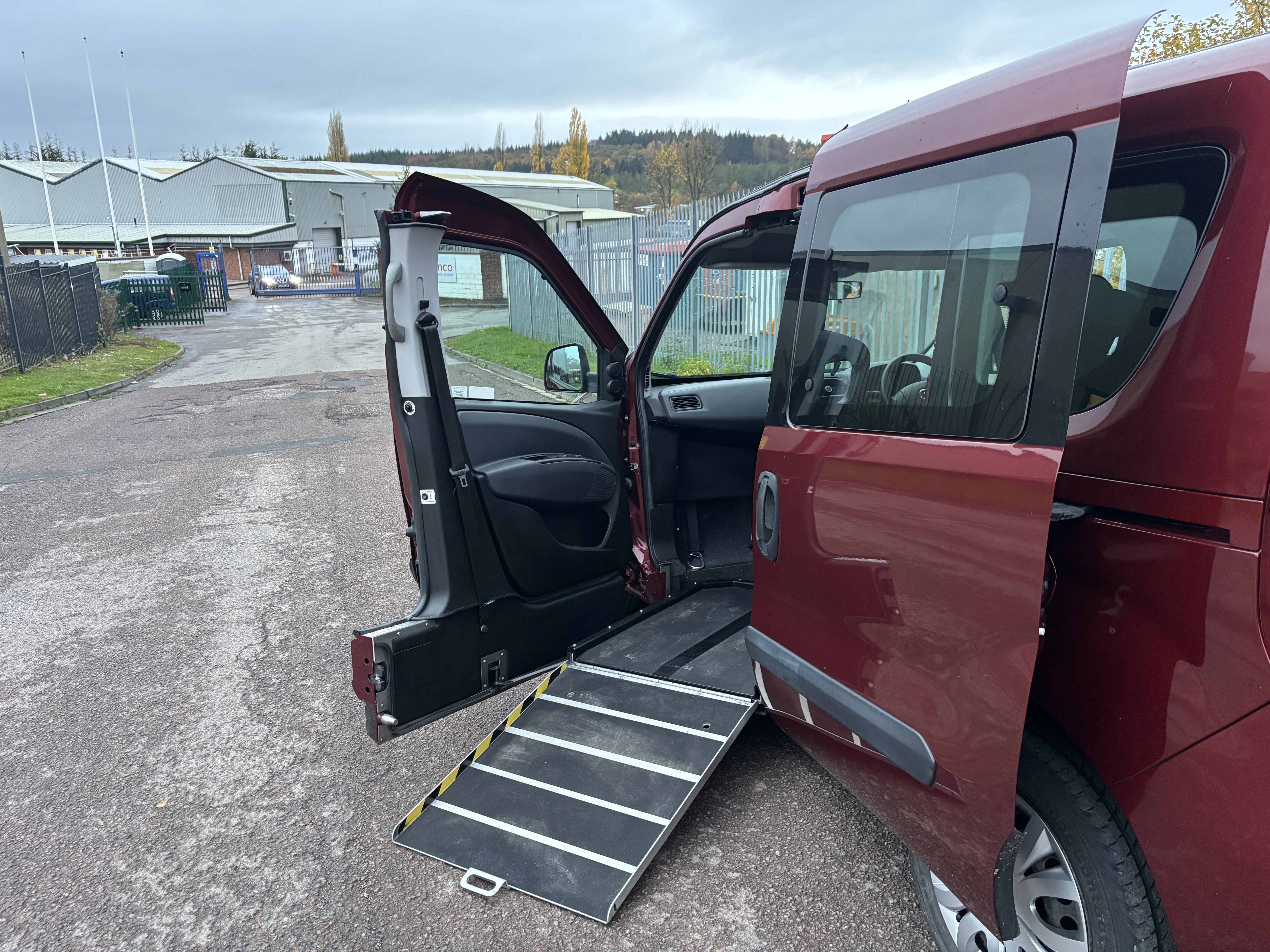 Fiat Doblo UPFRONT Wheelchair Accessible